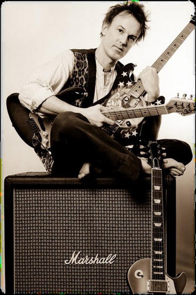 Rowan Robertson – Black Sabbath Online